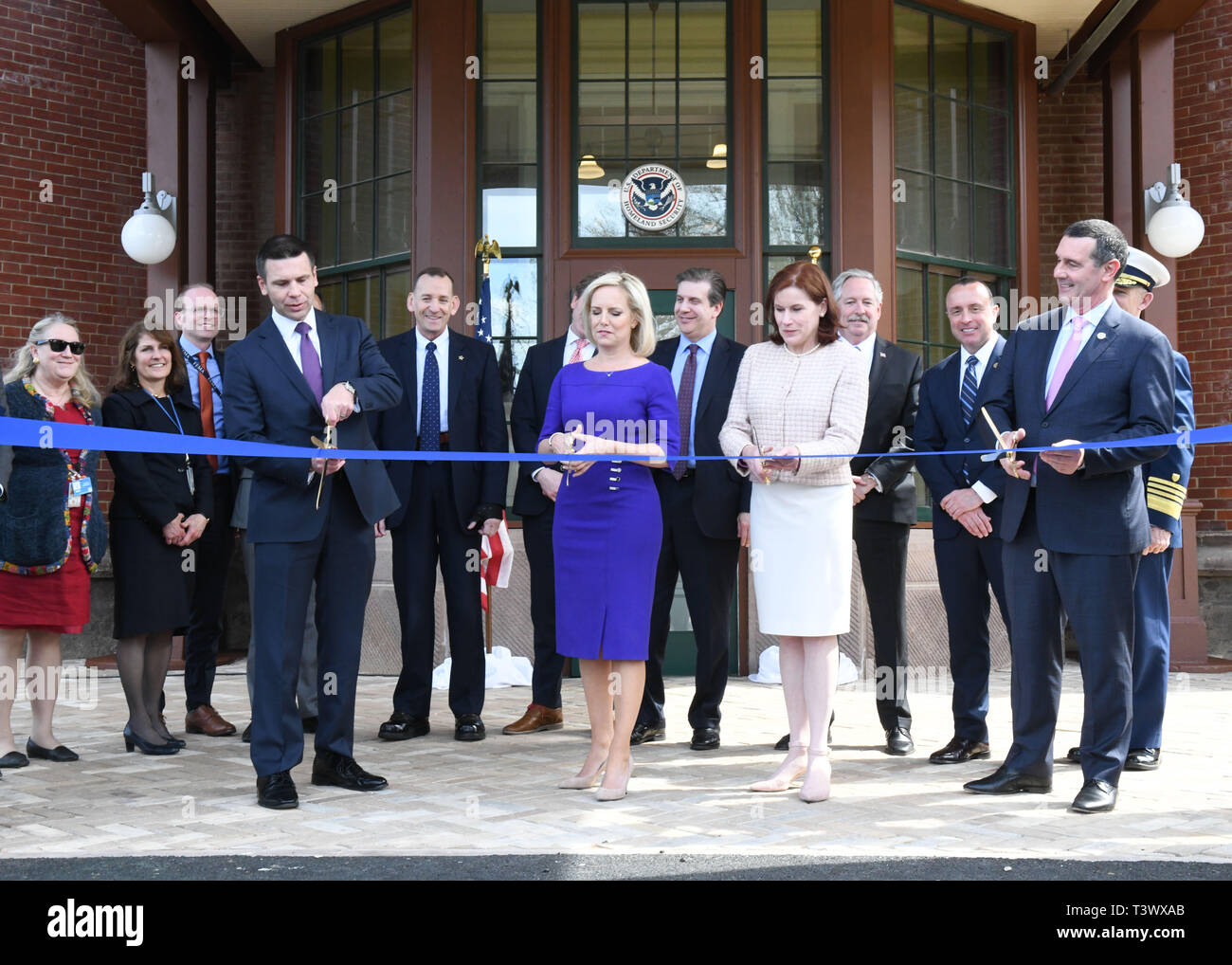 Outgoing U.S. Homeland Security Secretary Kirstjen Nielsen, center ...