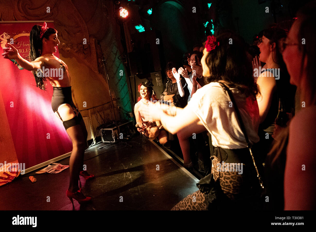 Hamburg, Germany. 11th Apr, 2019. Jacky Lu, burlesque artist from Italy, shows her show in the ...