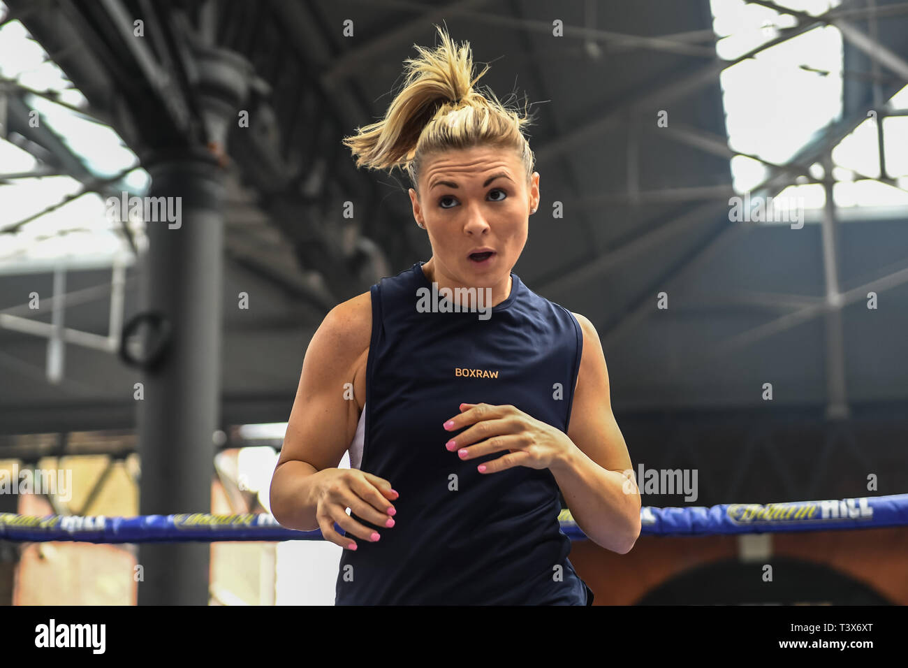 Shannon courtenay boxer hi-res stock photography and images - Alamy