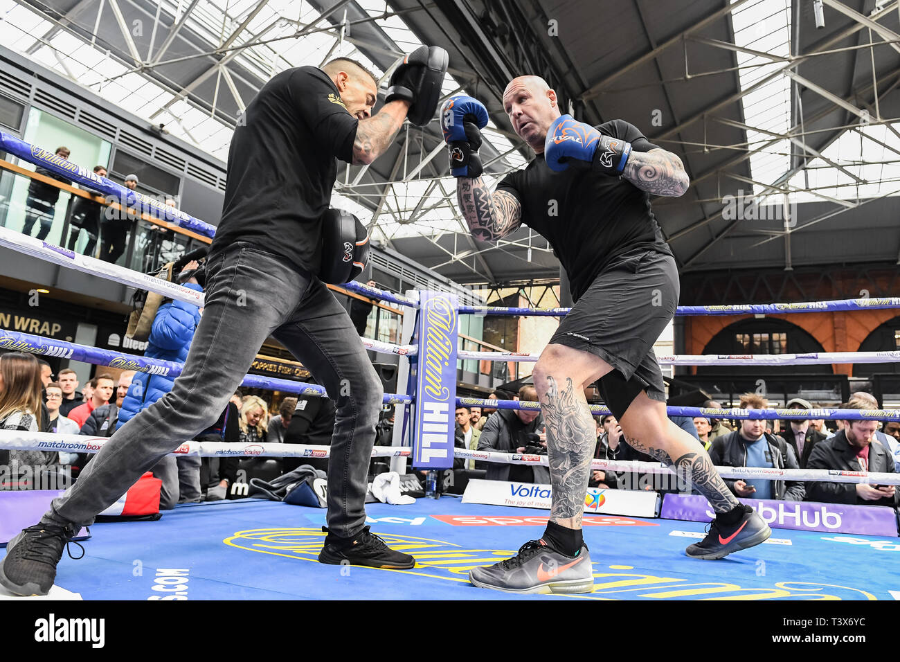 Wba super bantamweight champion hi-res stock photography and images - Alamy