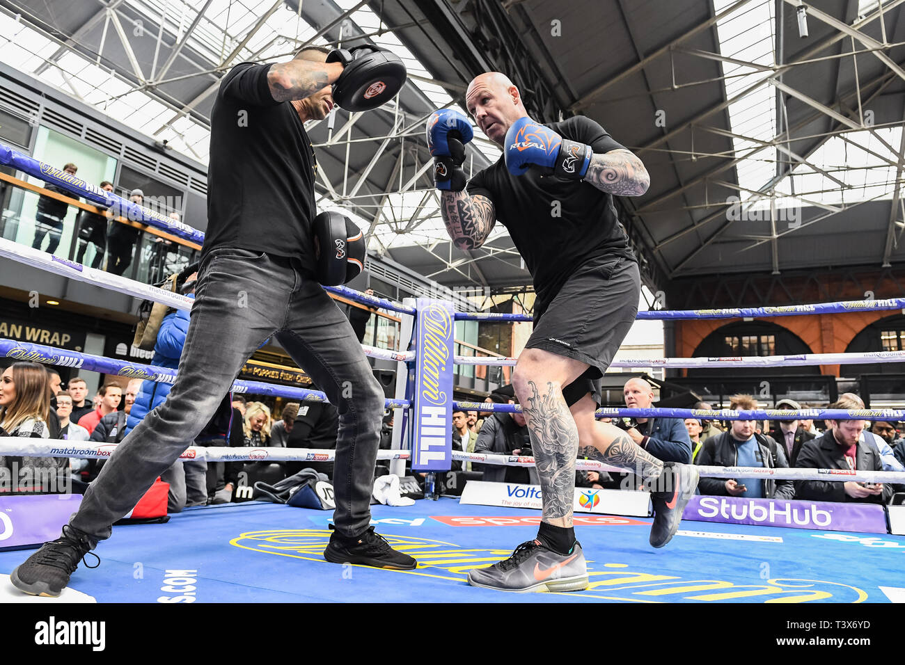Wba super bantamweight champion hi-res stock photography and images - Alamy