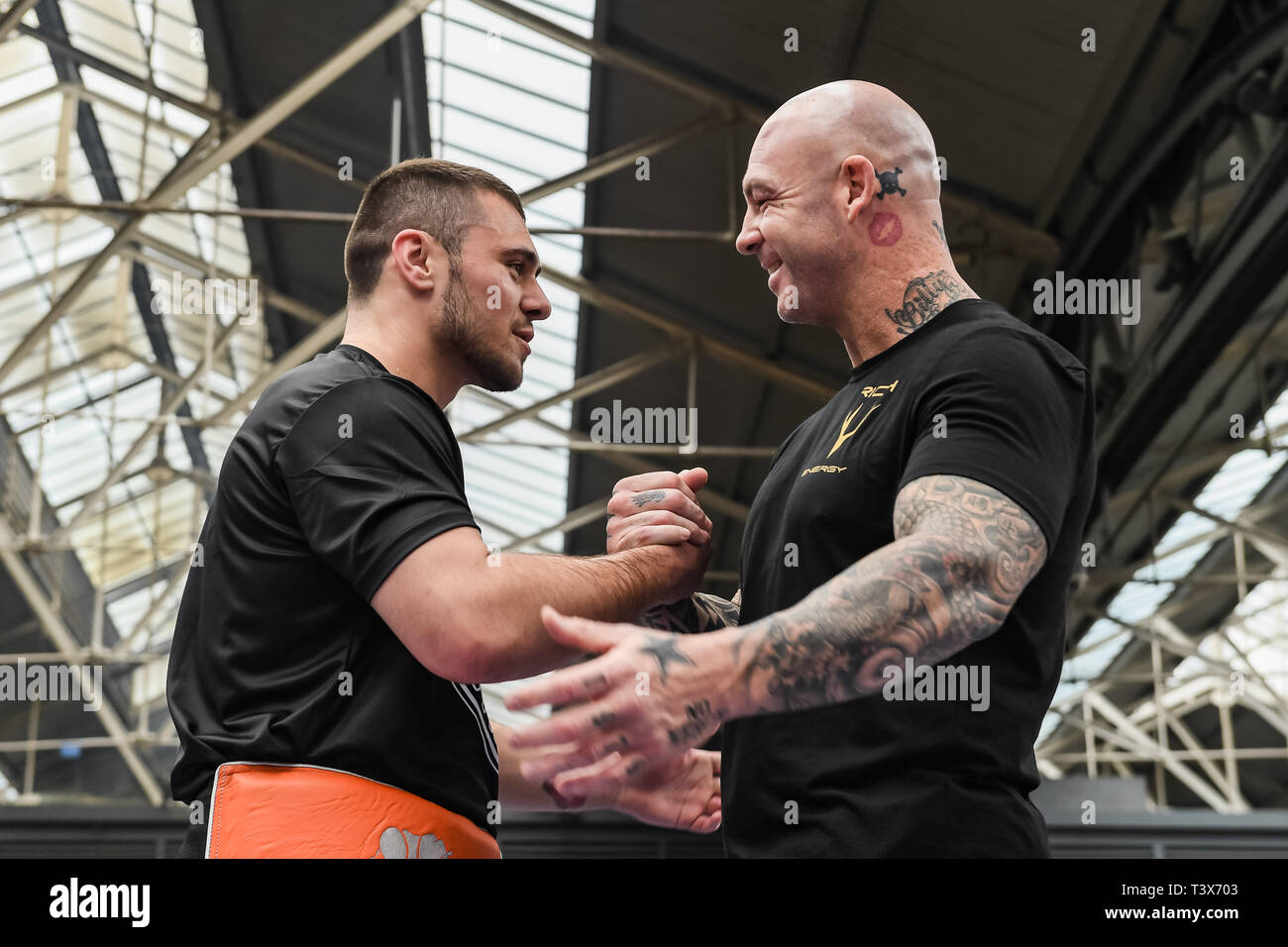 Dave allen boxer hi-res stock photography and images - Alamy