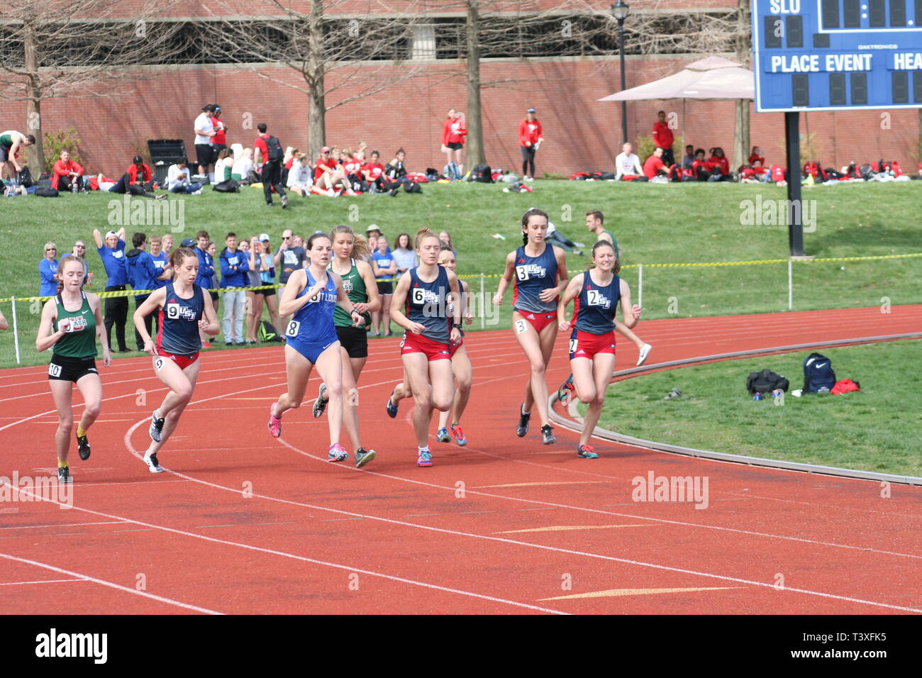 Women's 1500 meter Stock Photo - Alamy