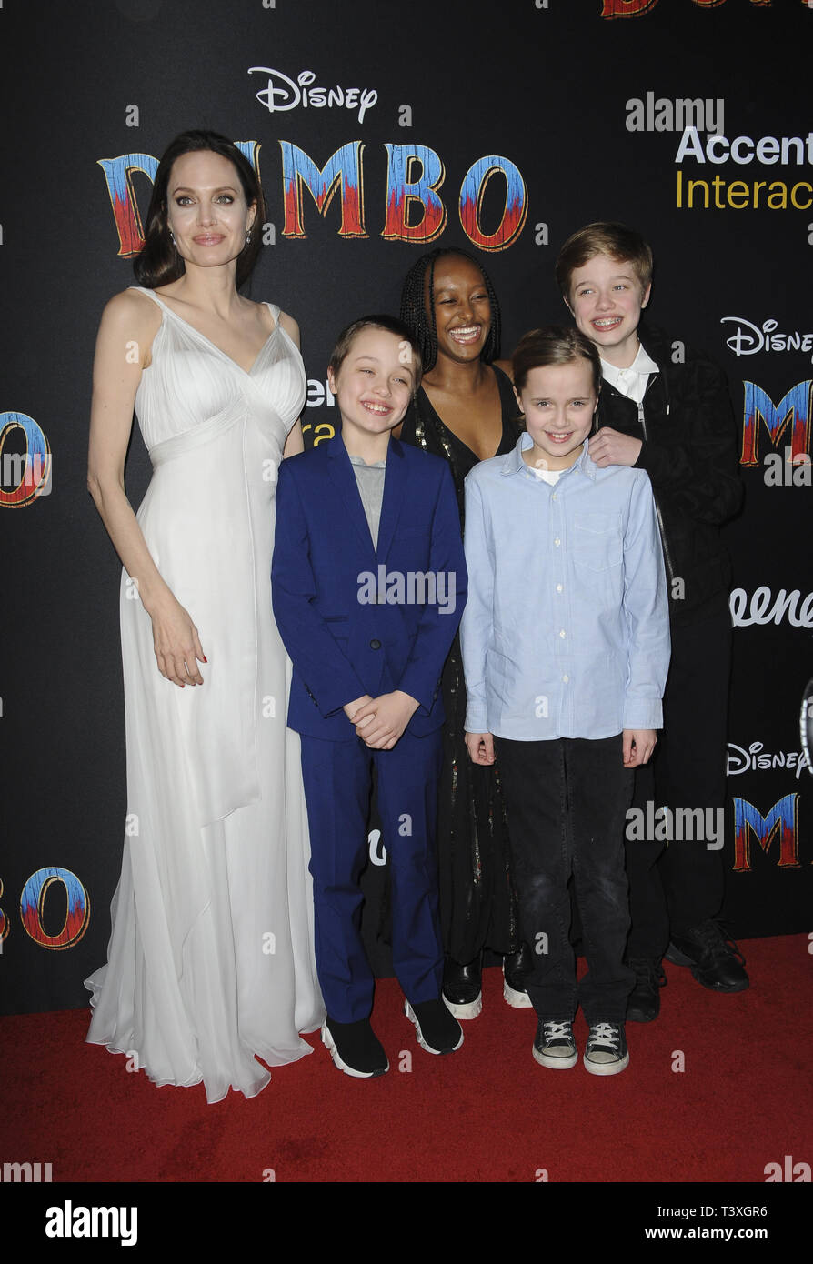 Knox leon jolie pitt hi-res stock photography and images - Alamy