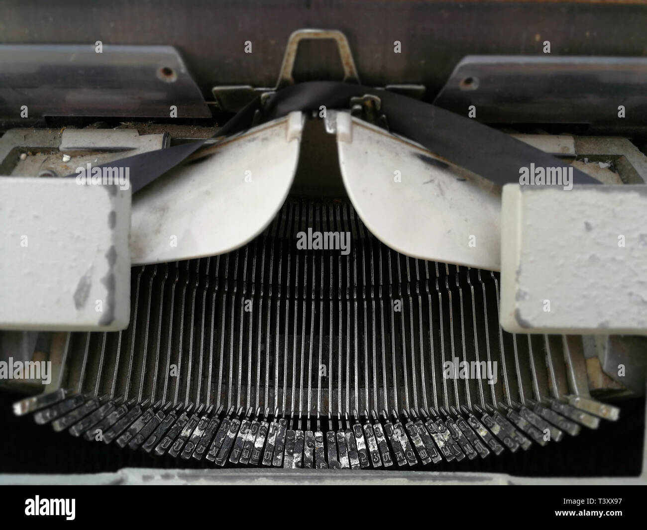 Antique Typewriter. Vintage Typewriter Machine Stock Photo - Alamy
