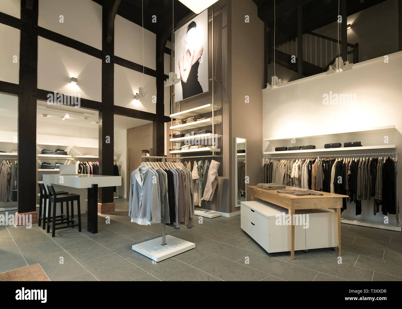 Store clothing stock floor hi-res stock photography and images - Alamy