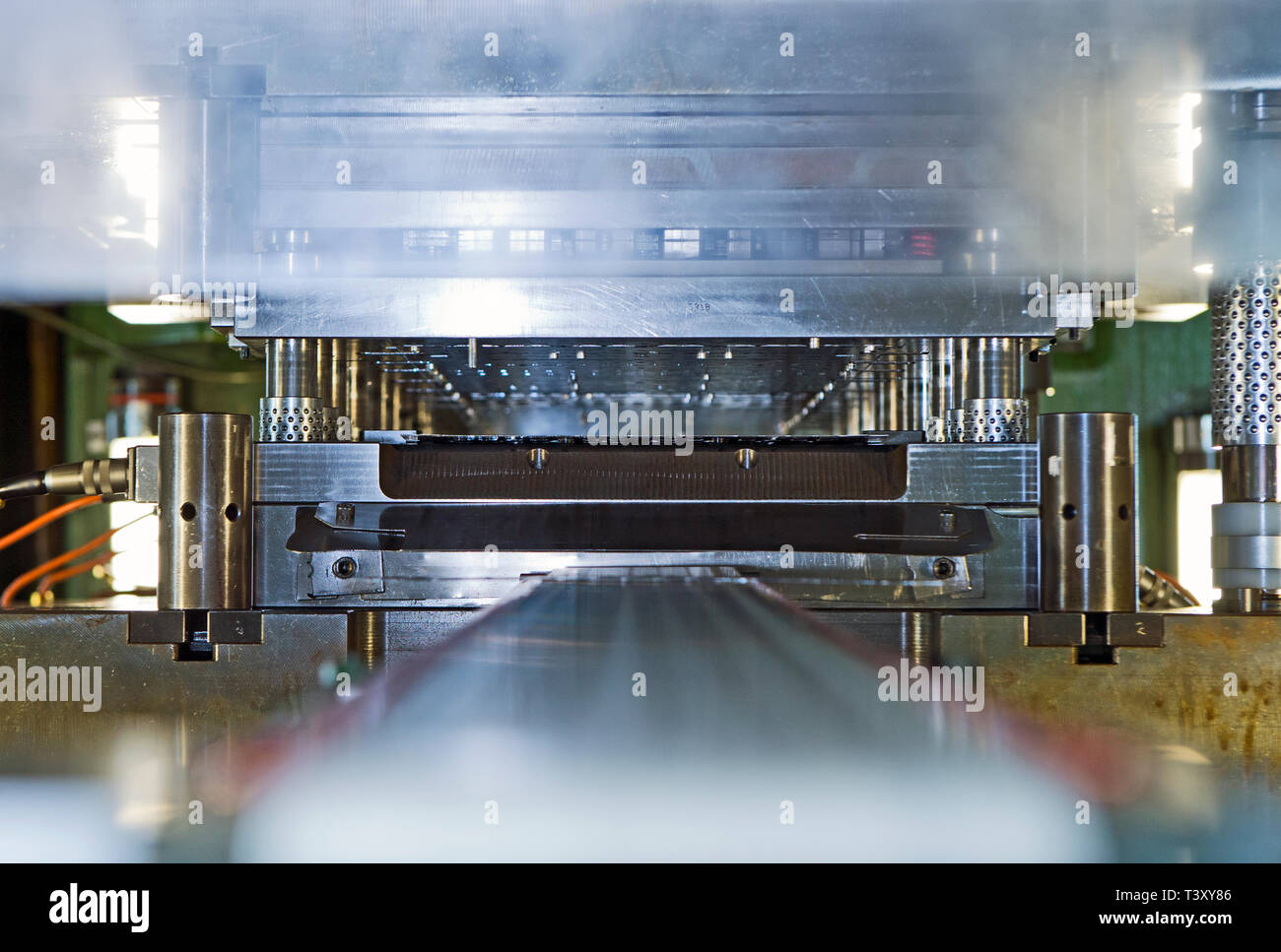 Precision stamping hi-res stock photography and images - Alamy