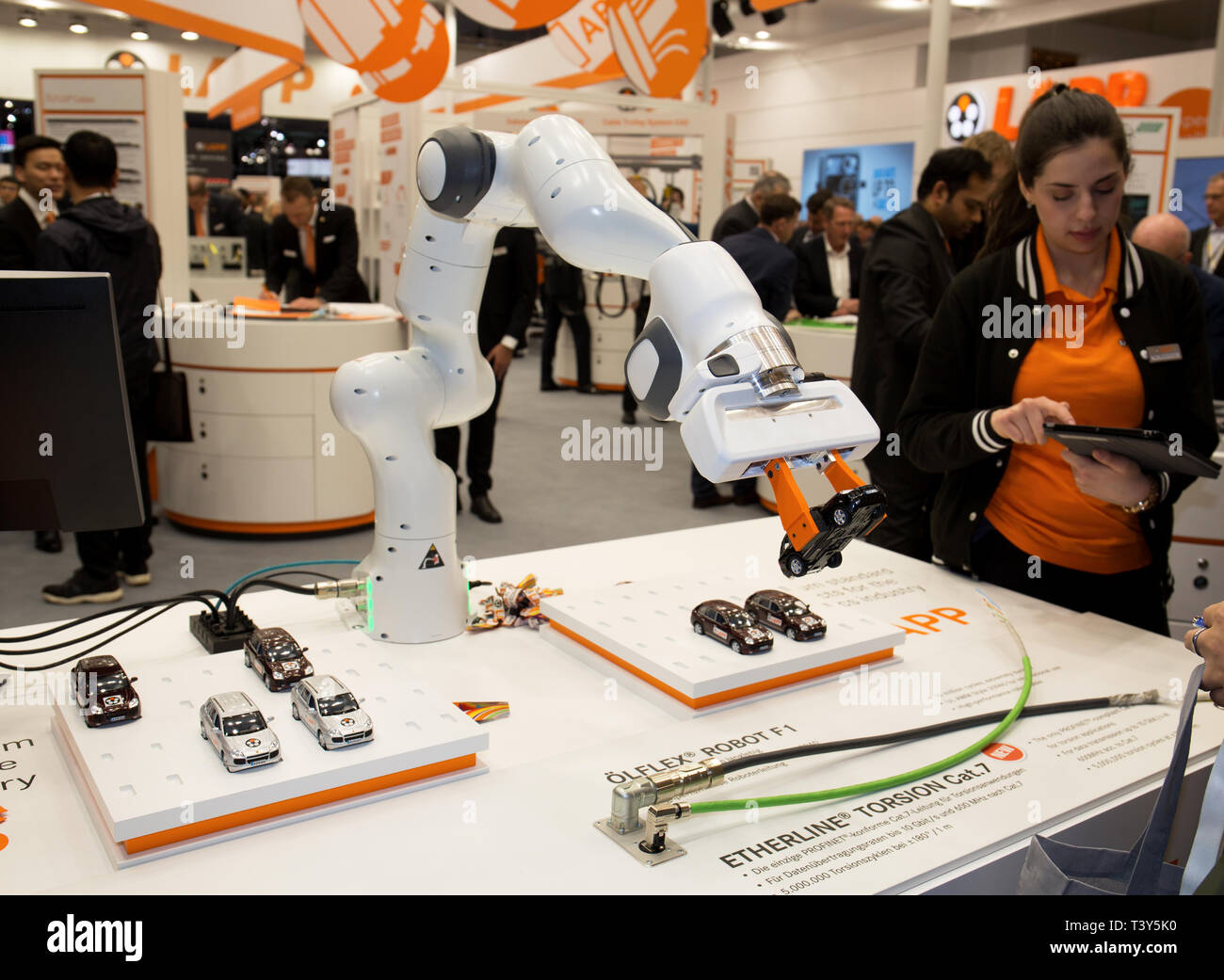 impressions of the different integrated automation, motion and drives ...