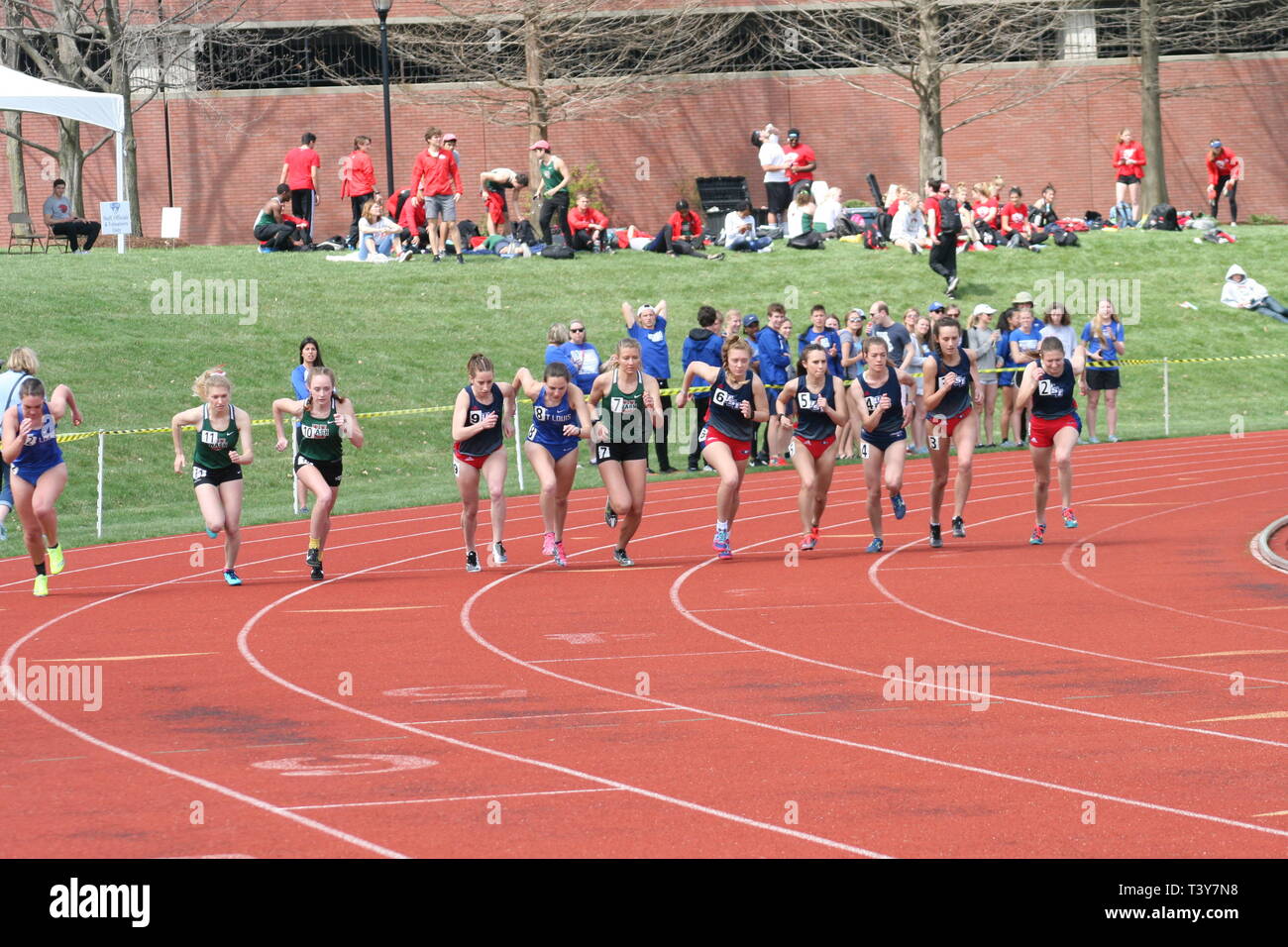 Women's 1500 meter Stock Photo - Alamy