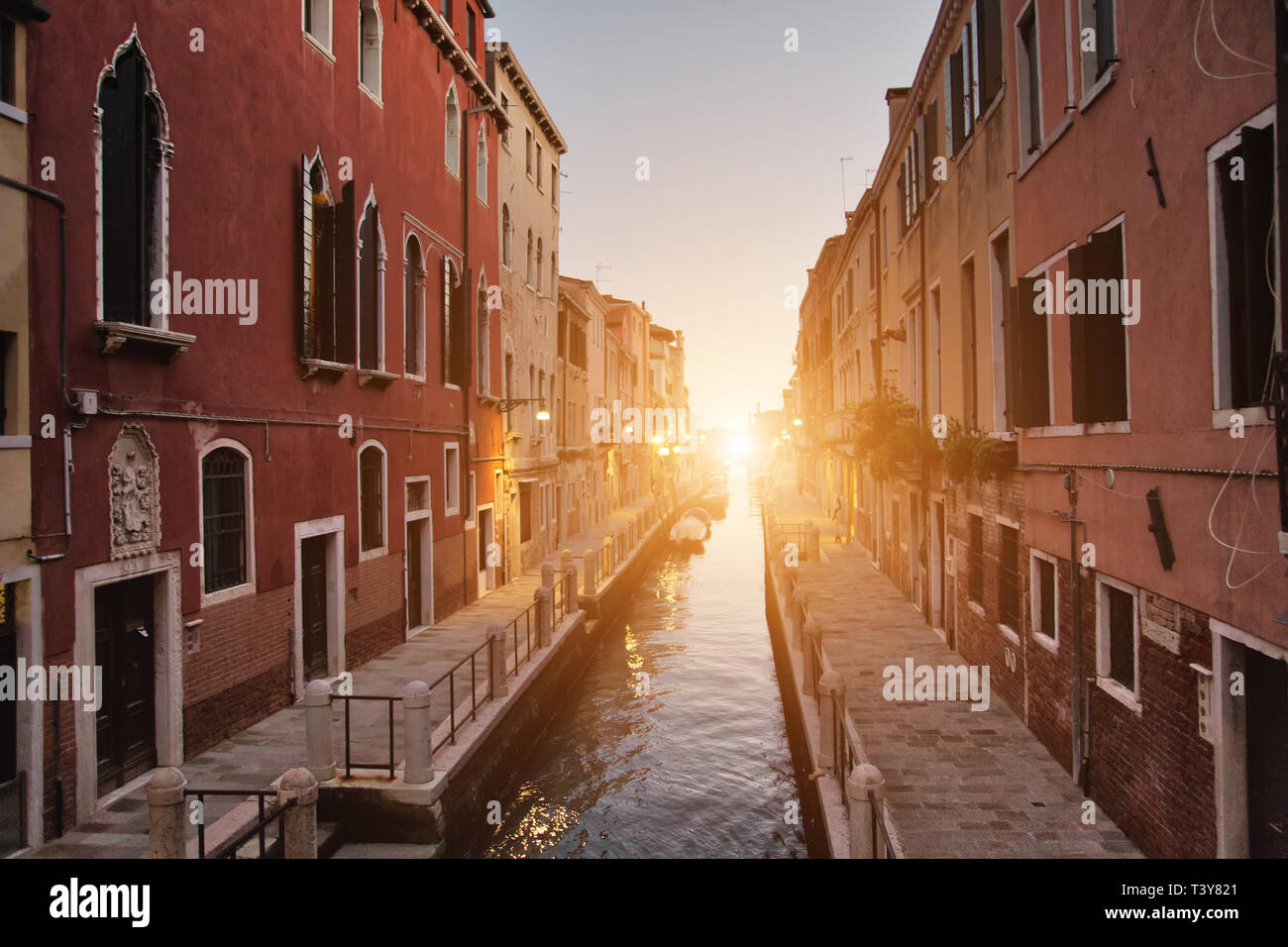 Scenic colorful Venice streets near landmark Rialto Bridge in historic ...