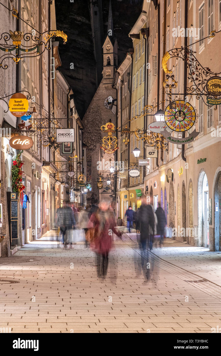 Getreidegasse pedestrian mall by night, Salzburg, Austria Stock Photo ...