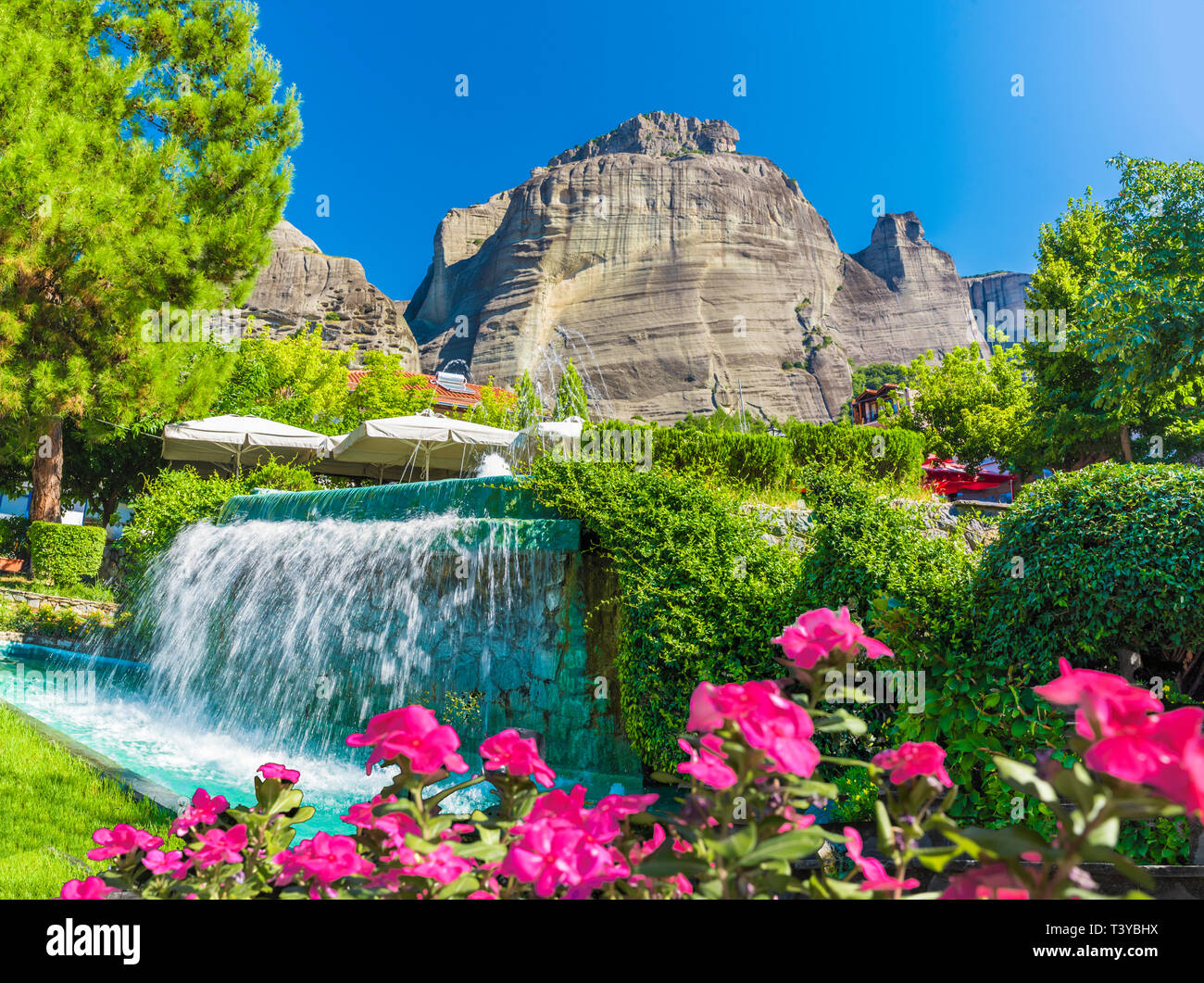 The panorama of kalampaka town and meteora hi-res stock photography and ...