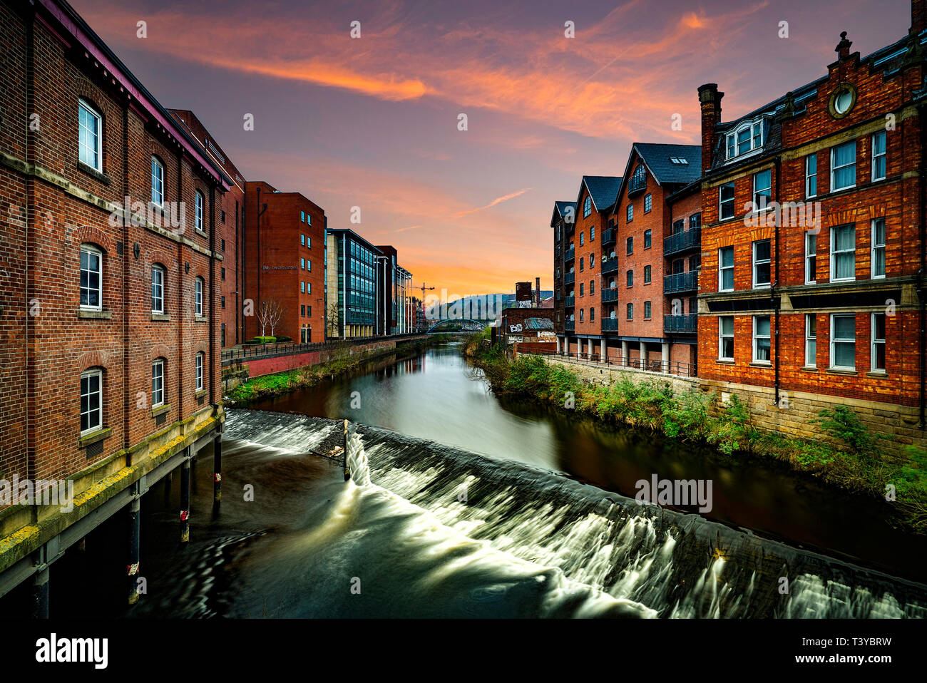 Sheffield landmarks hi-res stock photography and images - Alamy