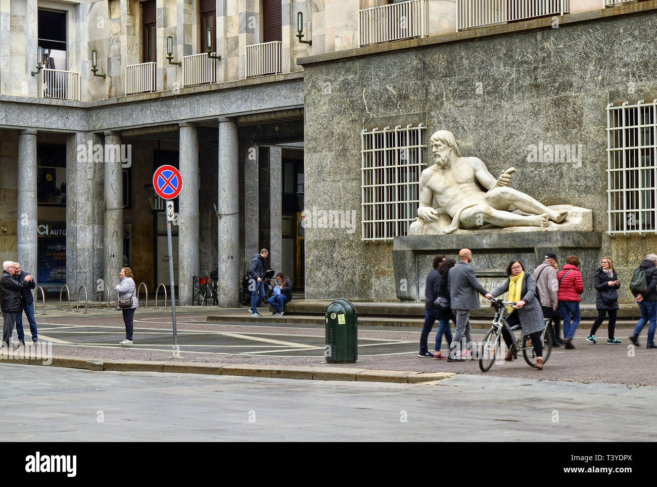 Piazza cln hi-res stock photography and images - Alamy