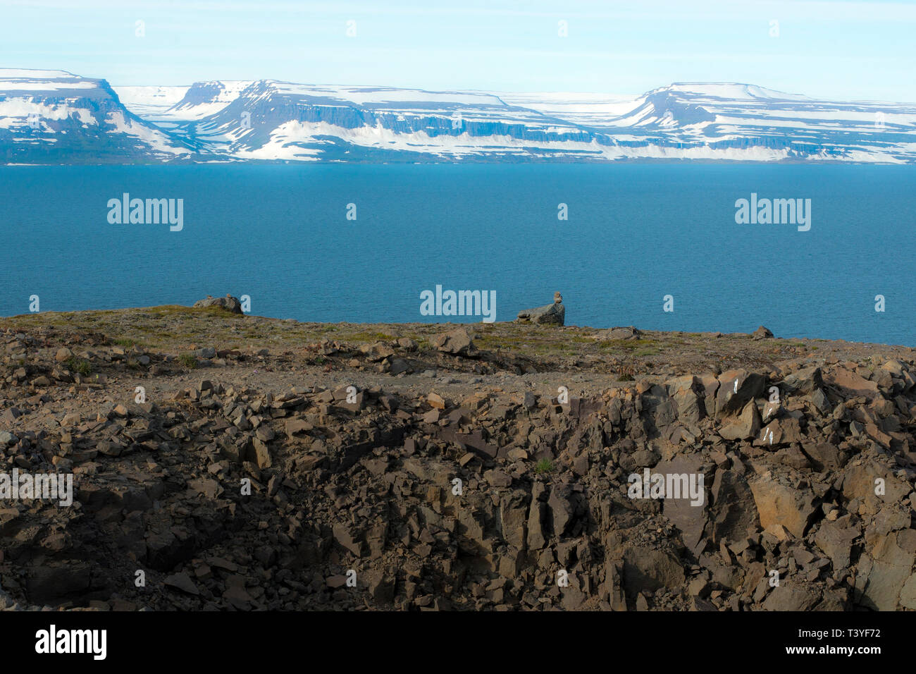Glaciated Landscape High Resolution Stock Photography and Images - Alamy