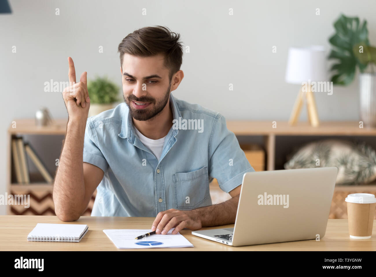 Hand thinking hi-res stock photography and images - Alamy