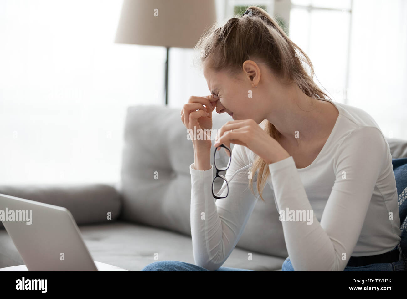 Computer vision syndrome hi-res stock photography and images - Alamy