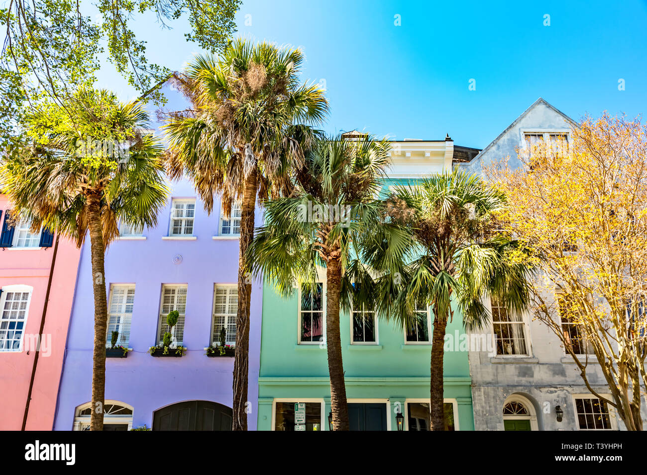 Rainbow houses hi-res stock photography and images - Alamy
