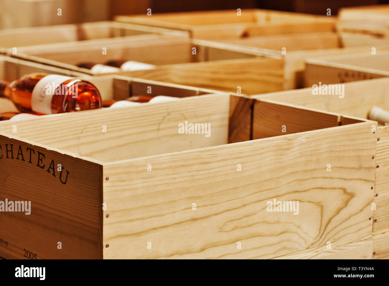 Close up of crates of wine bottles Stock Photo - Alamy