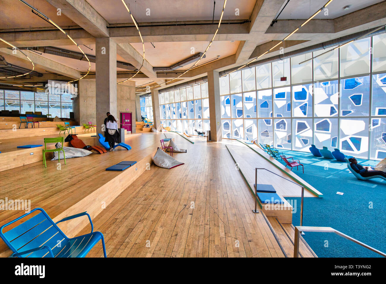 Toronto, Canada-4 April, 2019: Newly built Ryerson University building ...