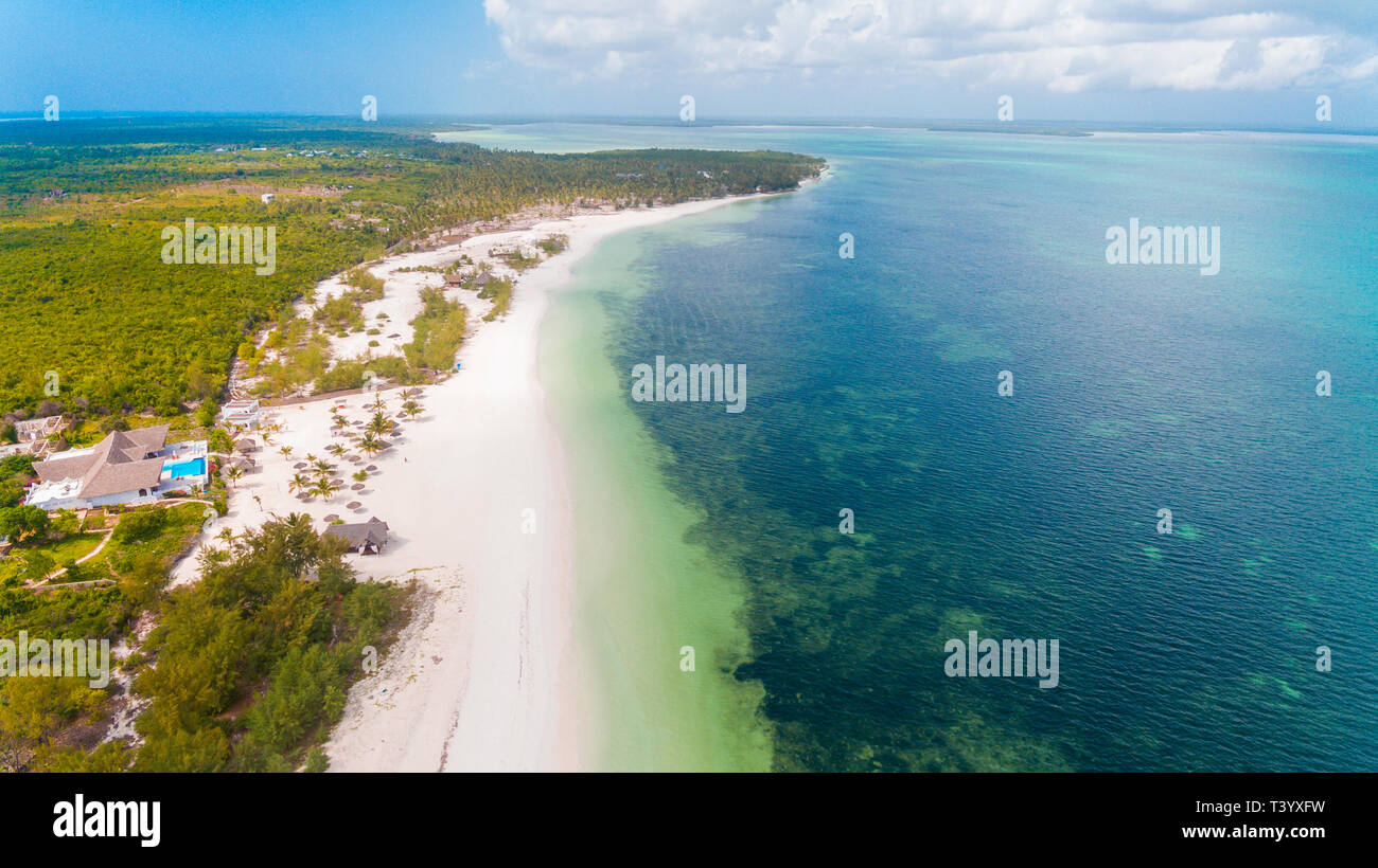 Exotic beaches hi-res stock photography and images - Alamy