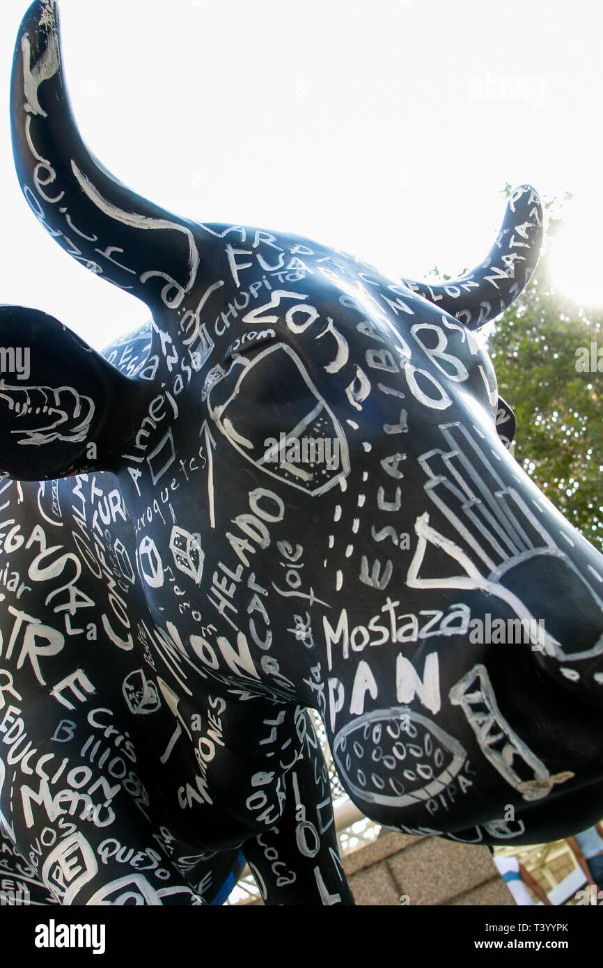Statue bull in barcelona spain hi-res stock photography and images - Alamy