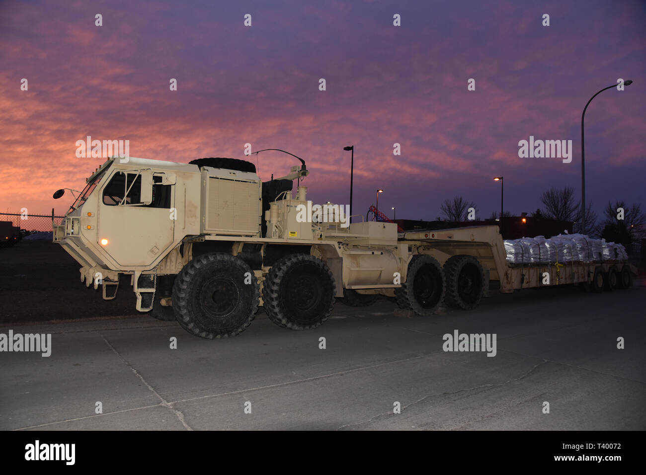 National guard reaction force hi-res stock photography and images - Alamy