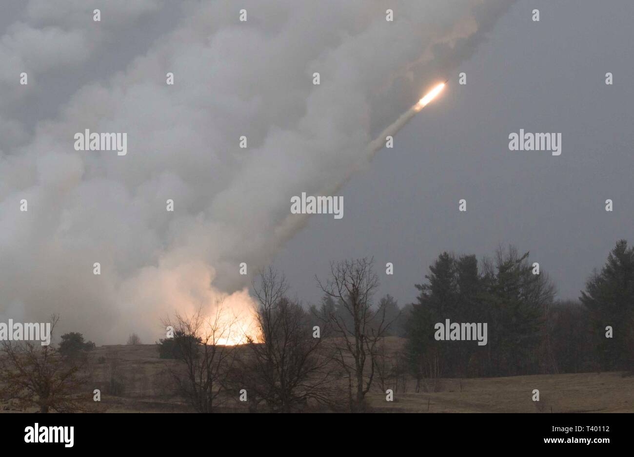 U.S. Army Soldiers with Baker Battery 3rd battalion 321st Field ...