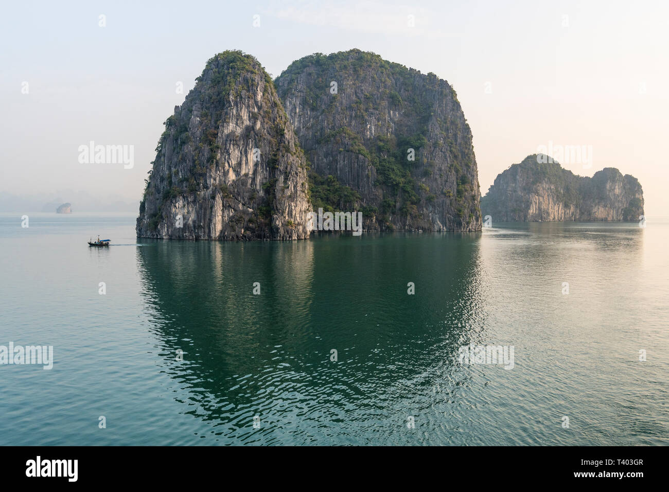 Limestones islets and islands of Ha Long Bay, Vietnam Stock Photo - Alamy
