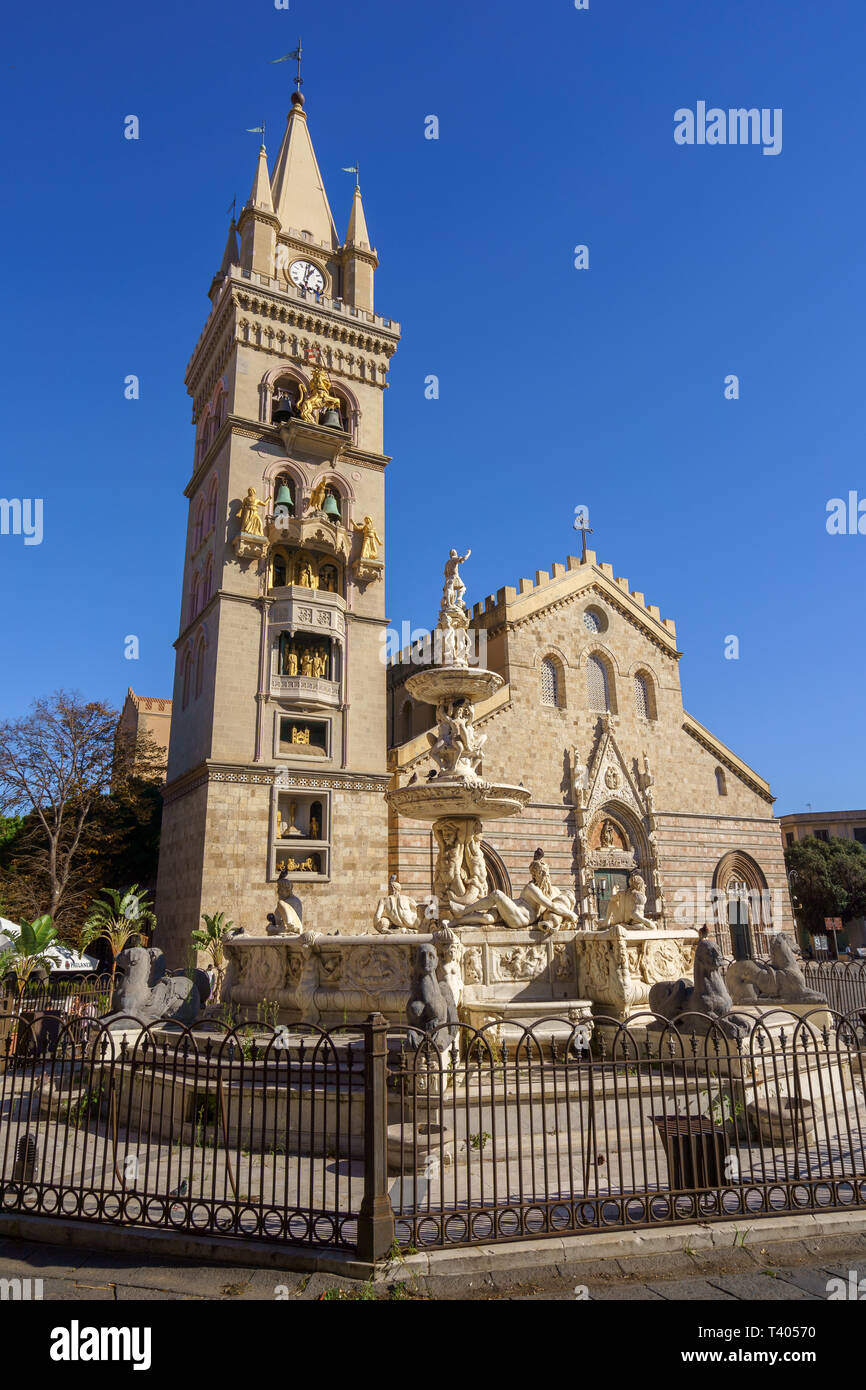 Duomo messina hi-res stock photography and images - Alamy