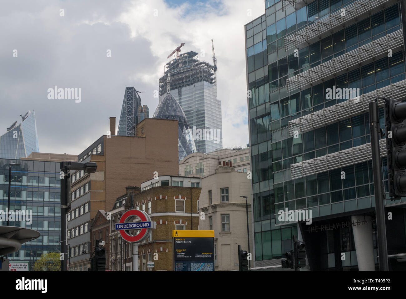 Aldgate bus station hi-res stock photography and images - Alamy