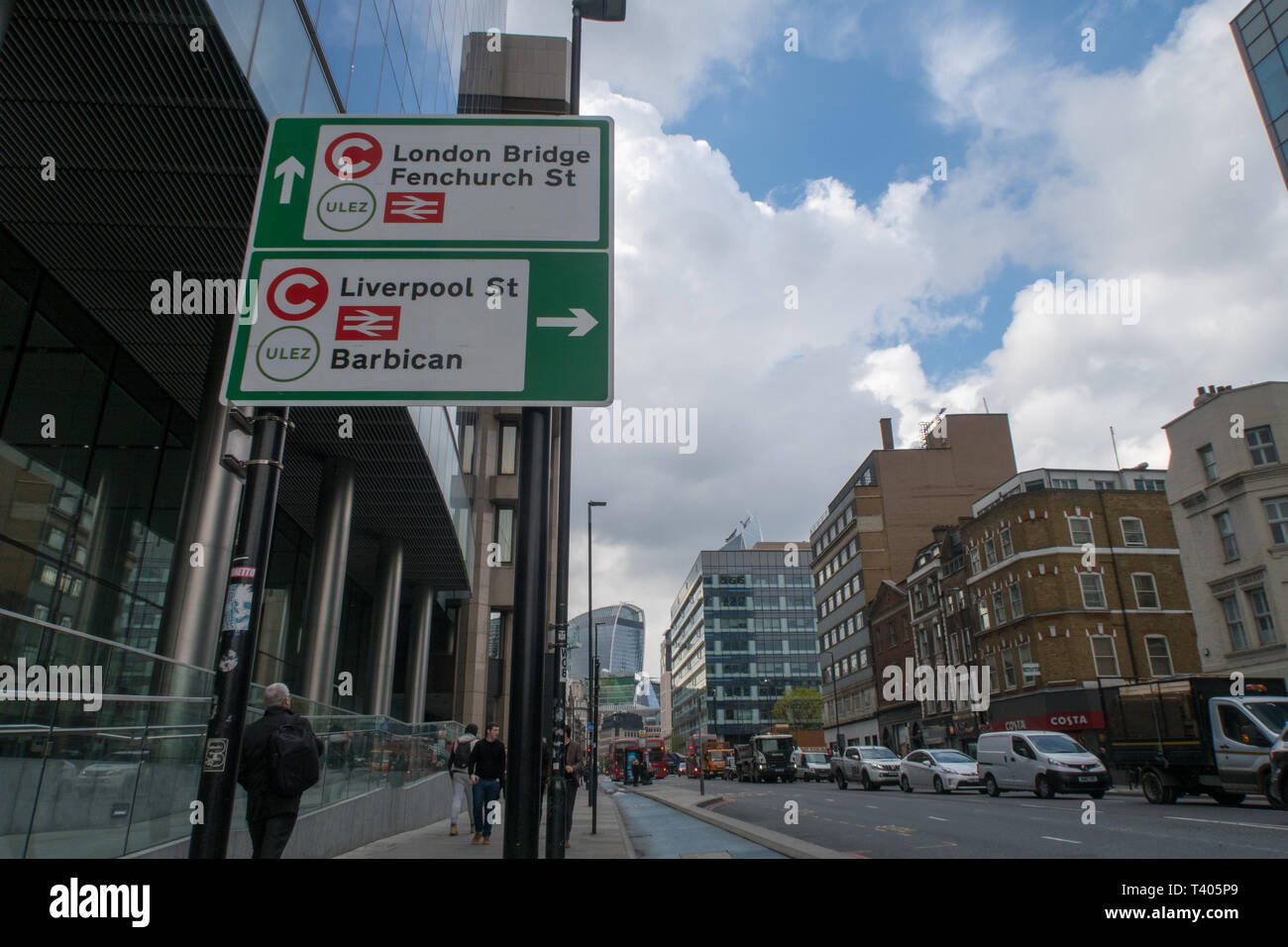 ULEZ sign in The City of London Stock Photo - Alamy