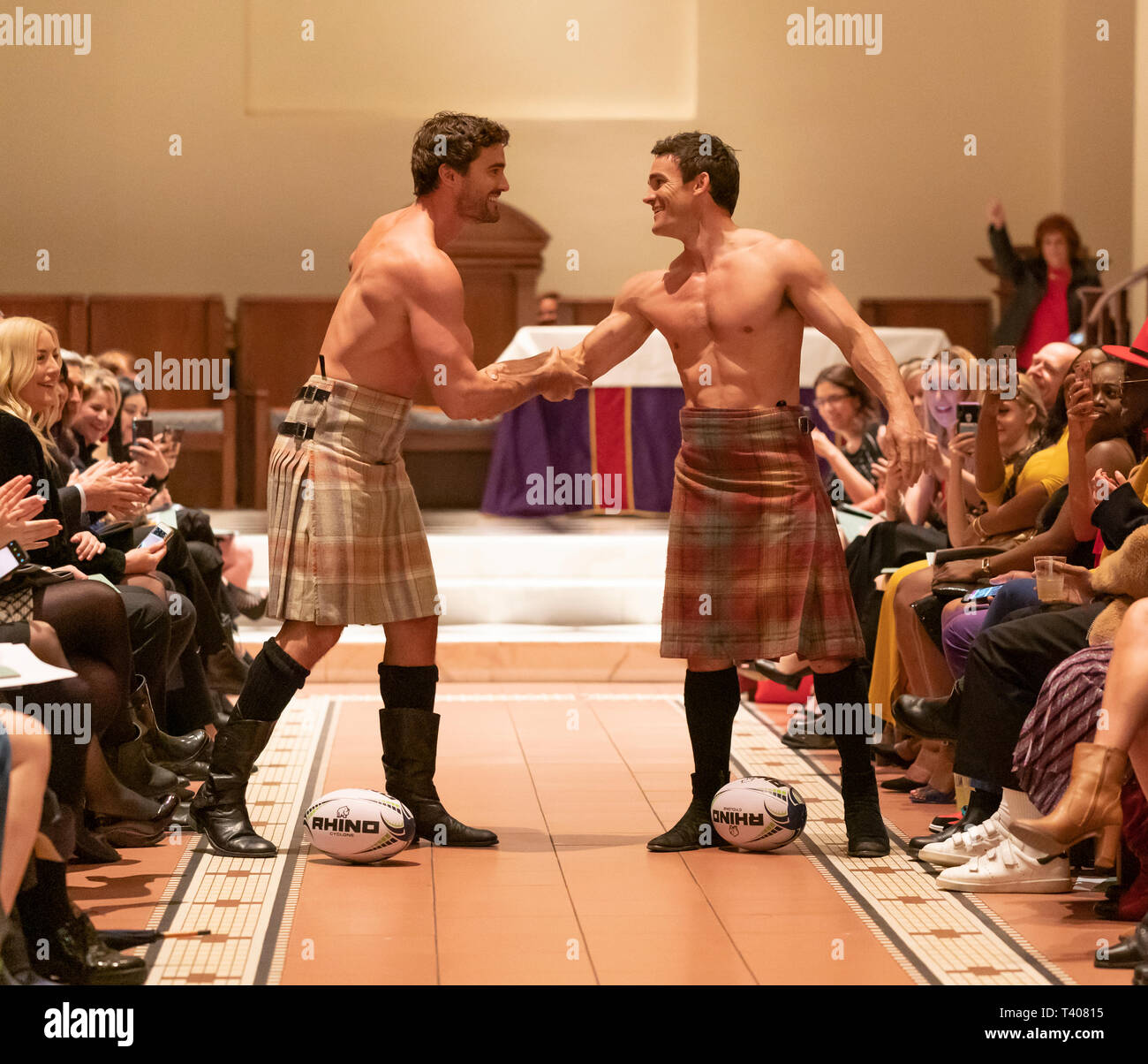 Thom evans dressed kilt charity hi-res stock photography and images - Alamy