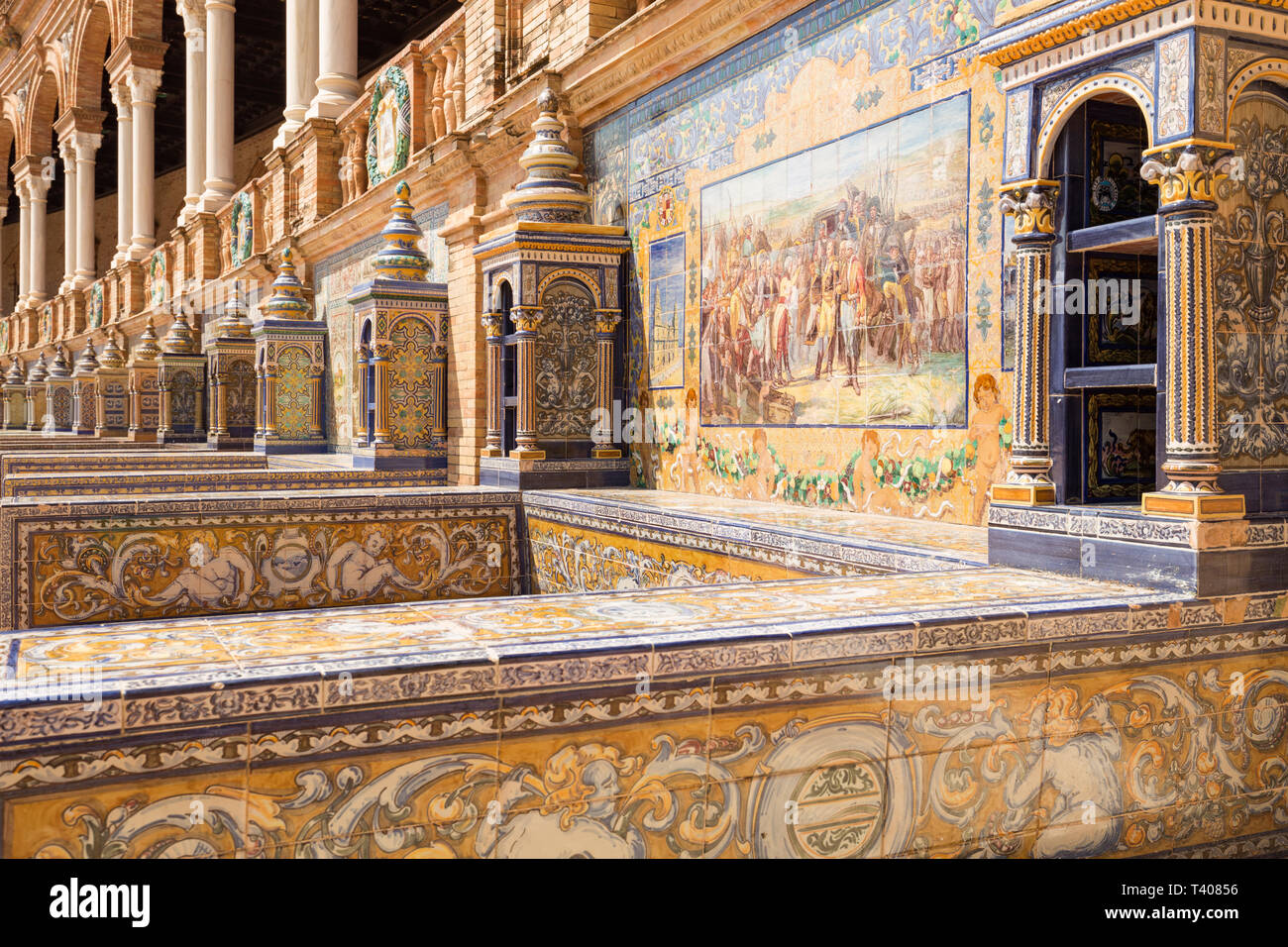 Seville, Spanish square ( Plaza de Espana) and decorative architecture ...