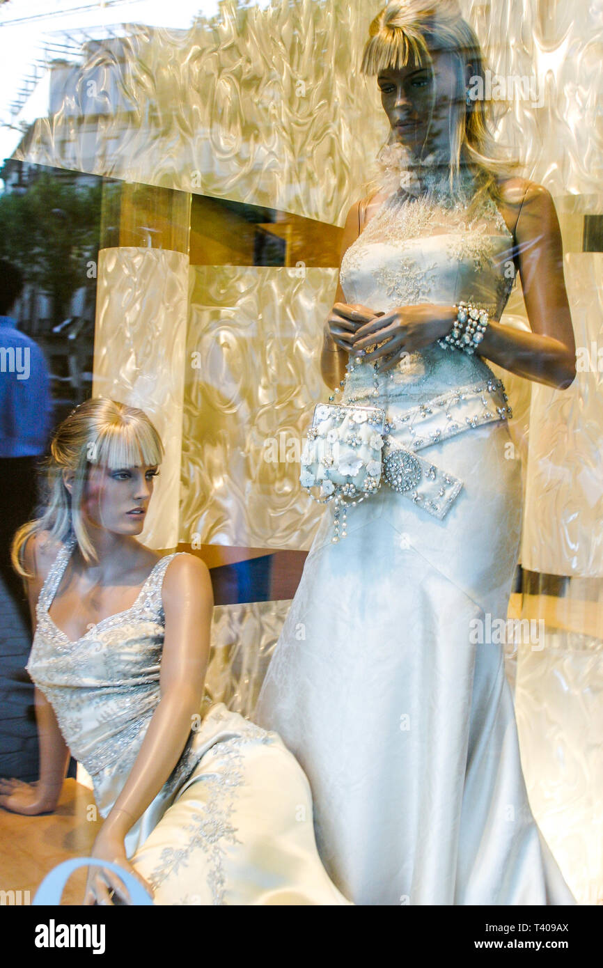 Dress Shop Manikins High Resolution Stock Photography and Images - Alamy
