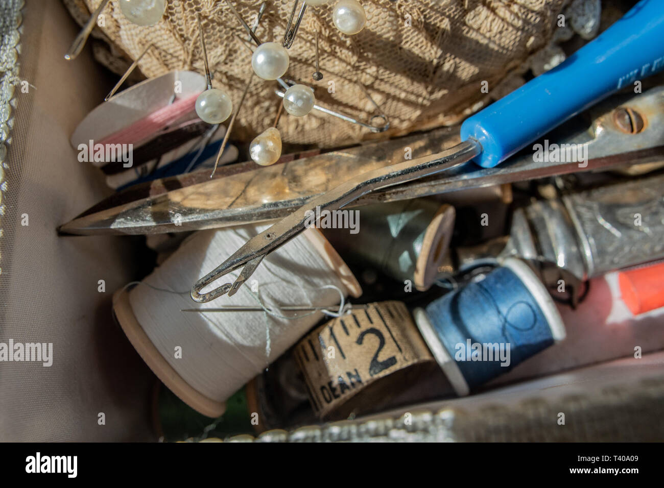 Sewing pattern tools hi-res stock photography and images - Alamy