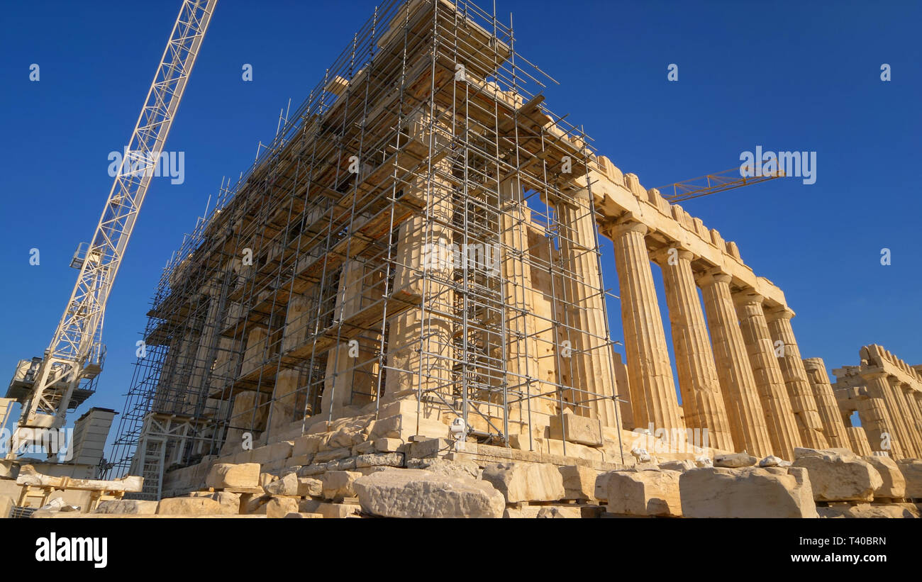 Scaffolding and Restoration of Parthenon at Acropolis in Athens, Greece Stock Photo - Alamy