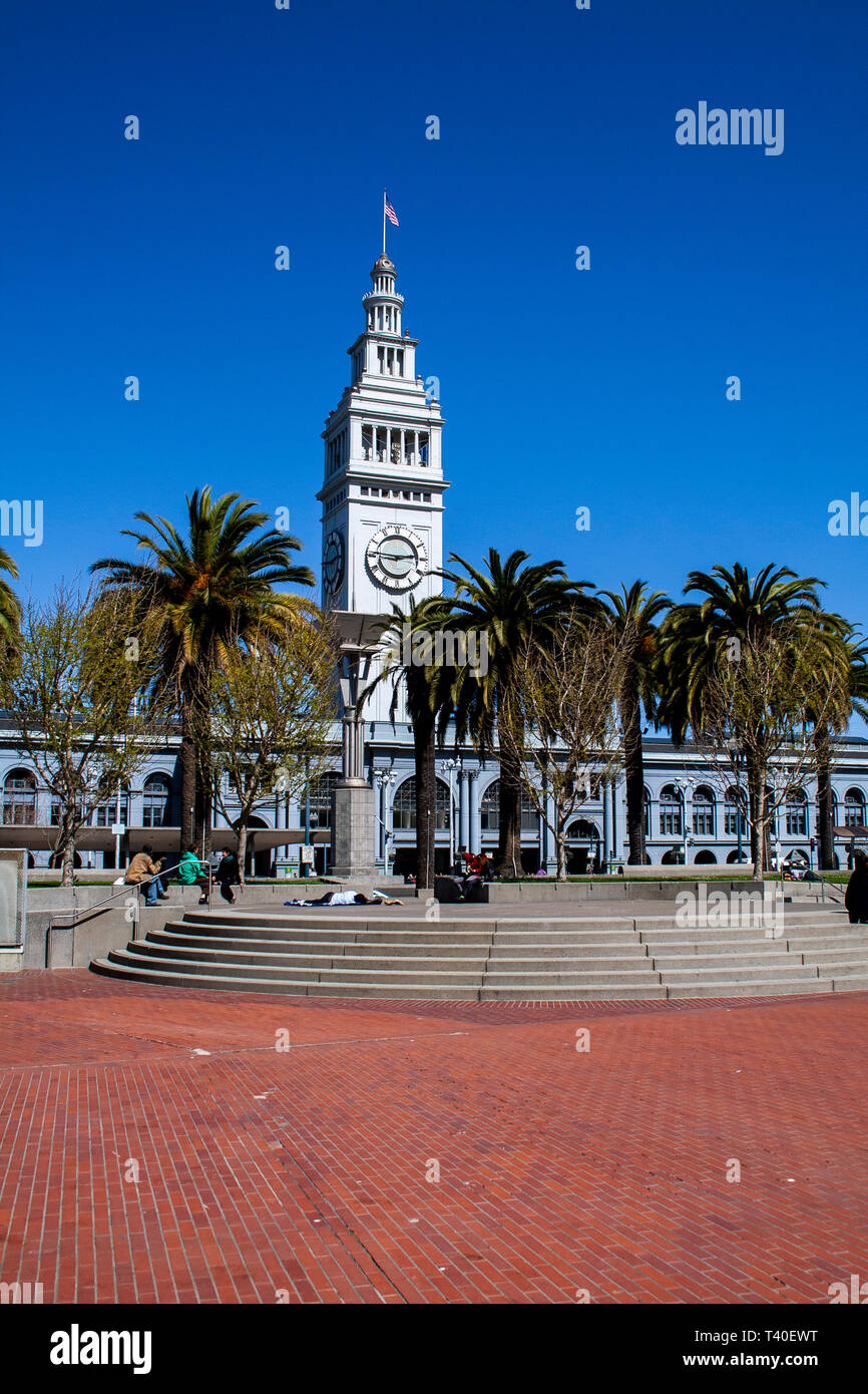 Spring landmarks hi-res stock photography and images - Alamy