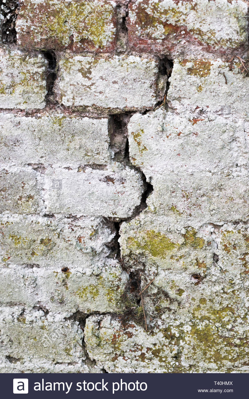 Collapsing Wall High Resolution Stock Photography and Images - Alamy