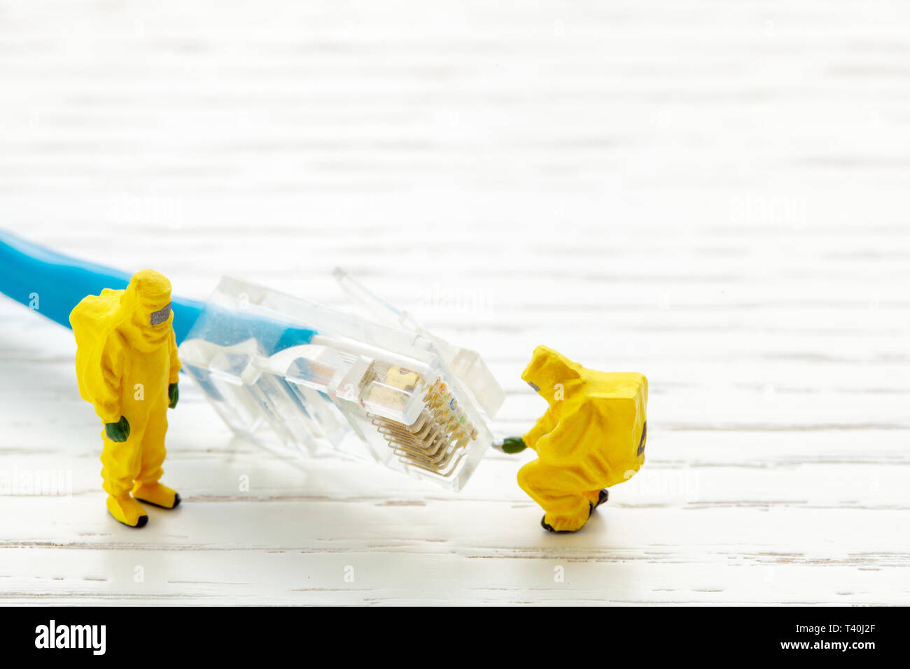 Twisted pair cable hi-res stock photography and images - Alamy