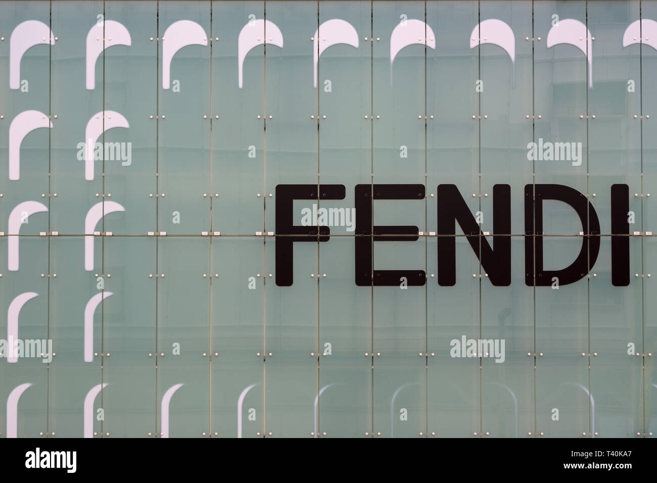 Fendi building hi-res stock photography and images - Alamy