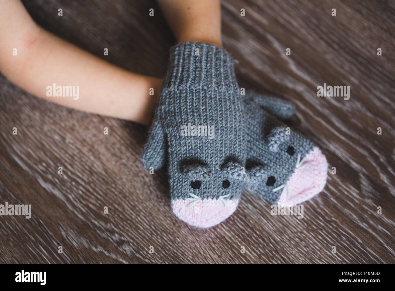 Warm mouse hi-res stock photography and images - Alamy