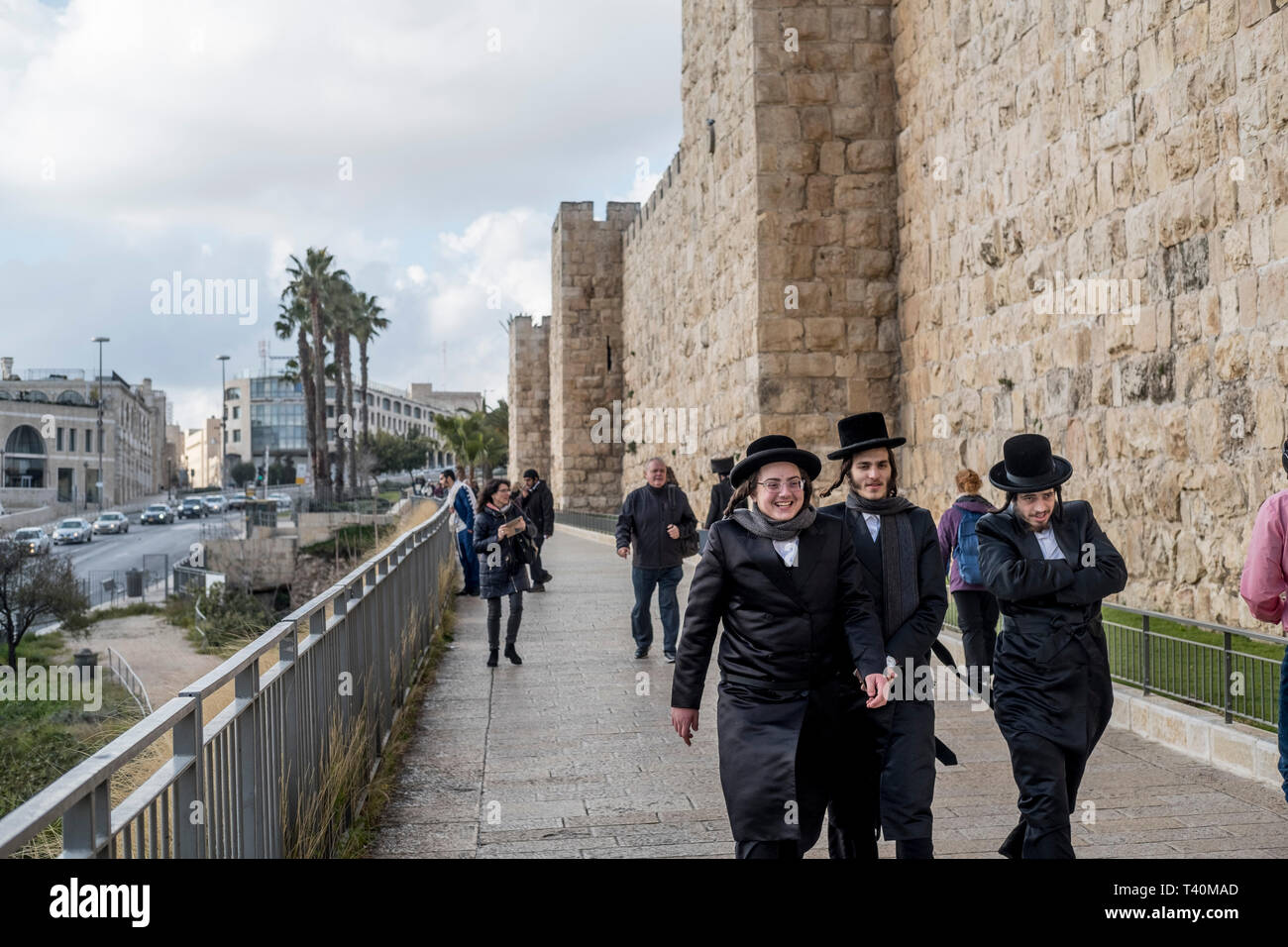 Happy jews hi-res stock photography and images - Alamy