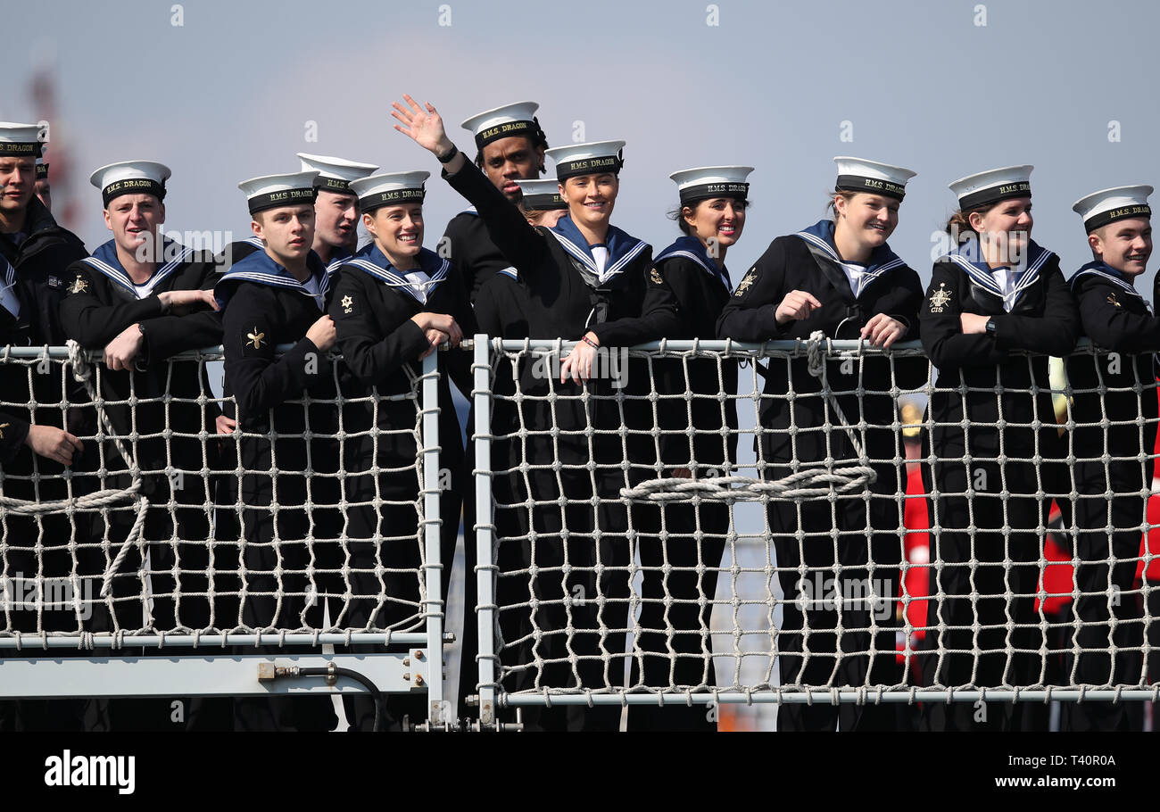 Crew members onboard hms dragon wave hi-res stock photography and ...