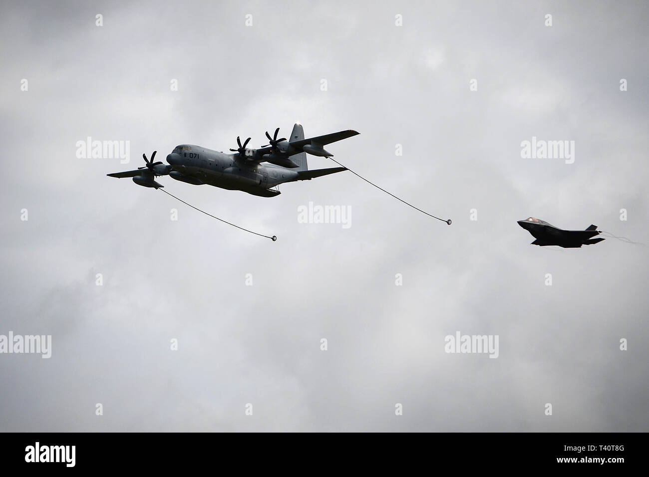 Lockheed c 130 hercules tanker hi-res stock photography and images - Alamy