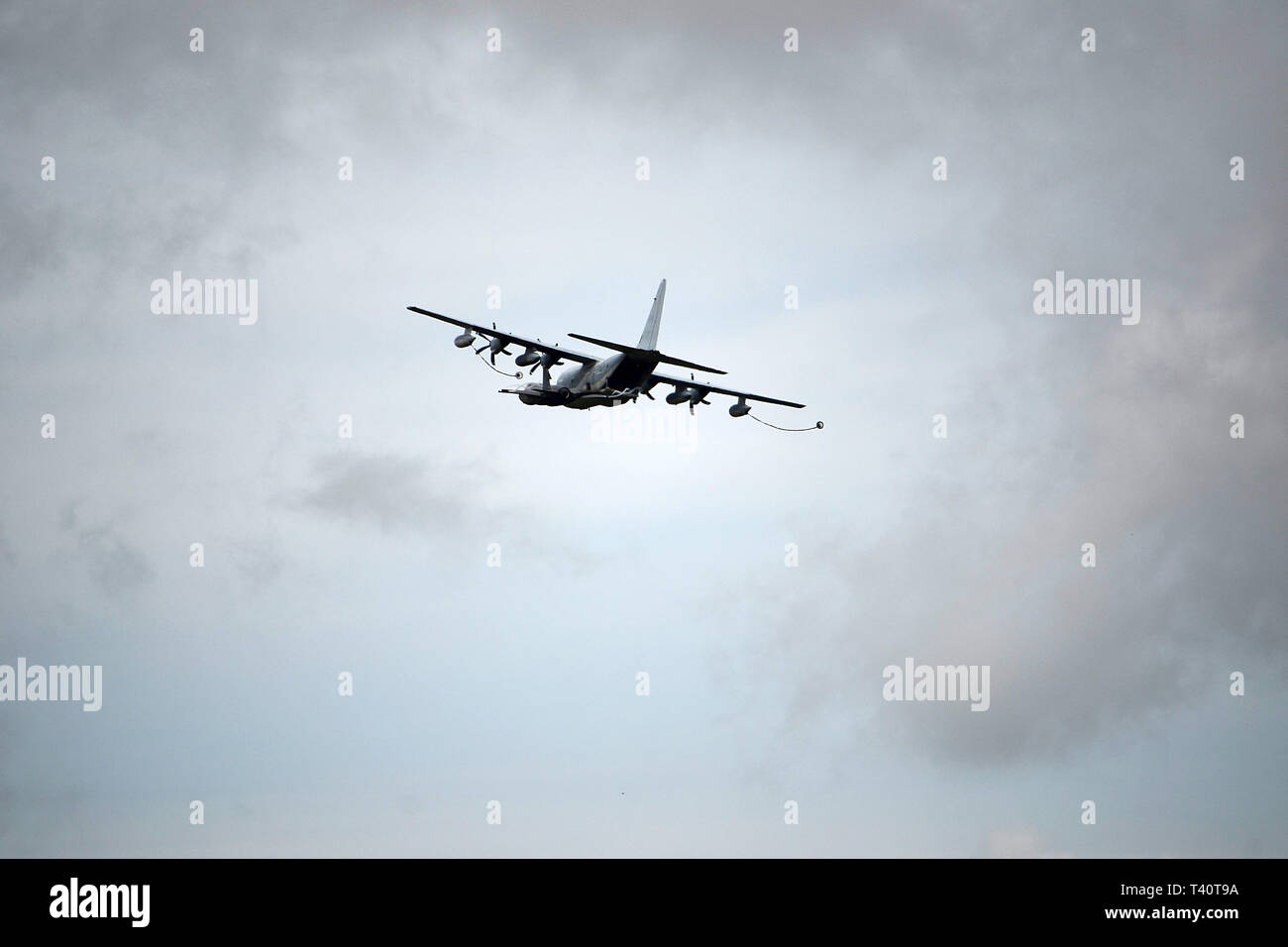 Lockheed c 130 hercules tanker hi-res stock photography and images - Alamy
