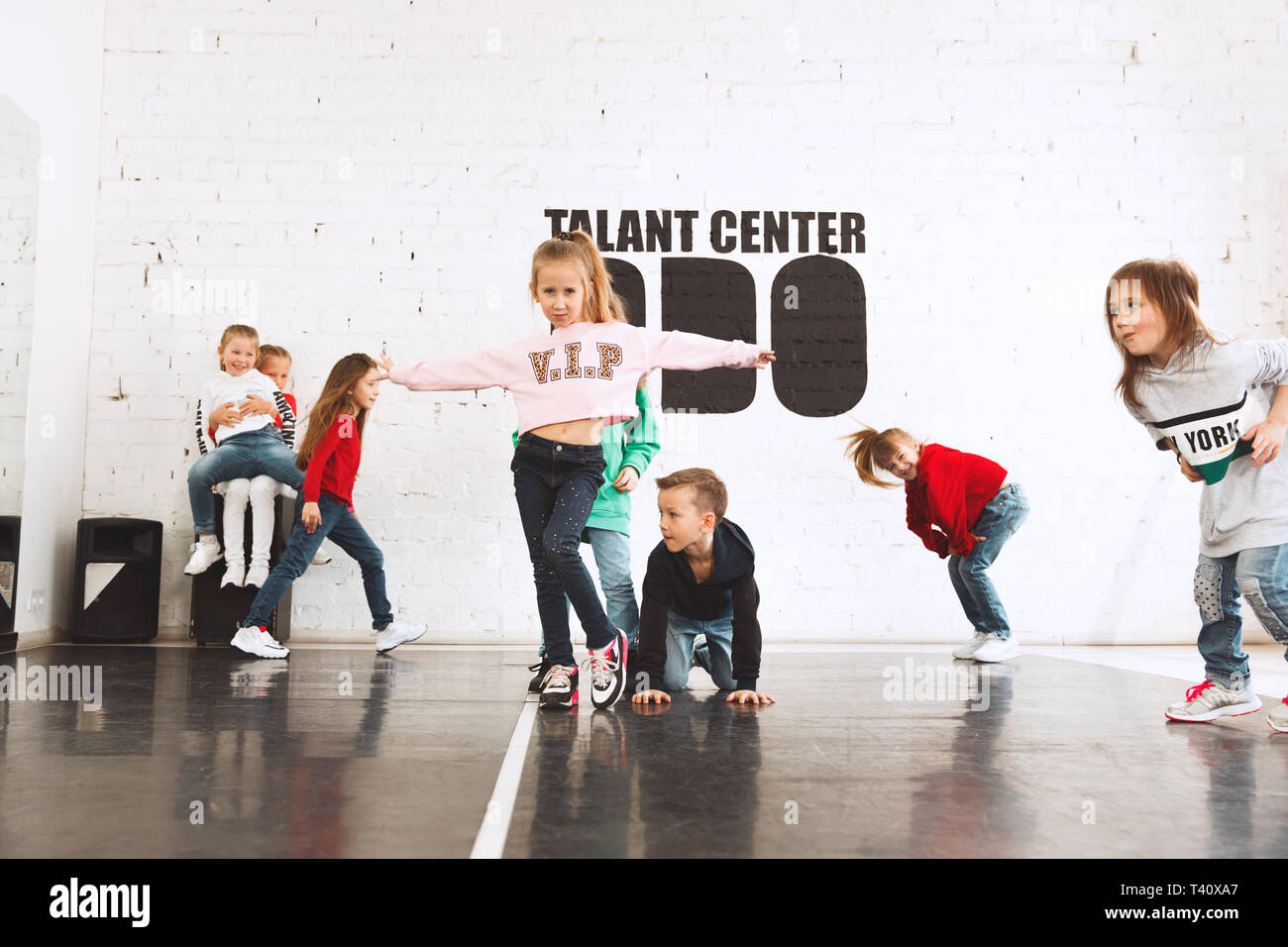 The kids at dance school. Ballet, hiphop, street, funky and modern ...