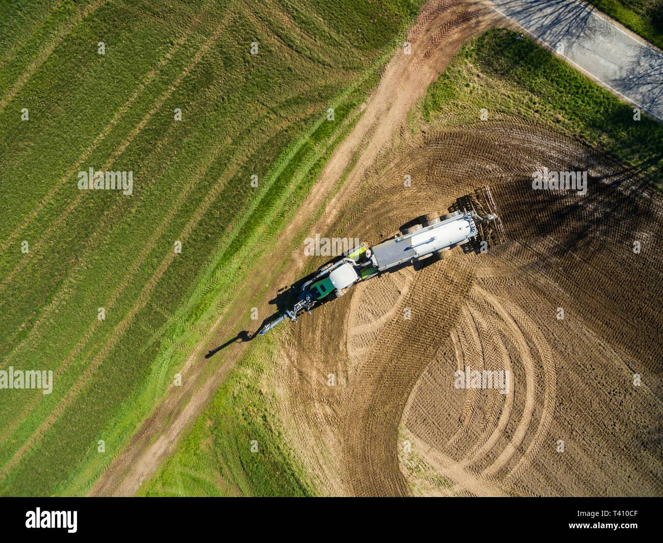 Fertilizer tractor hi-res stock photography and images - Alamy
