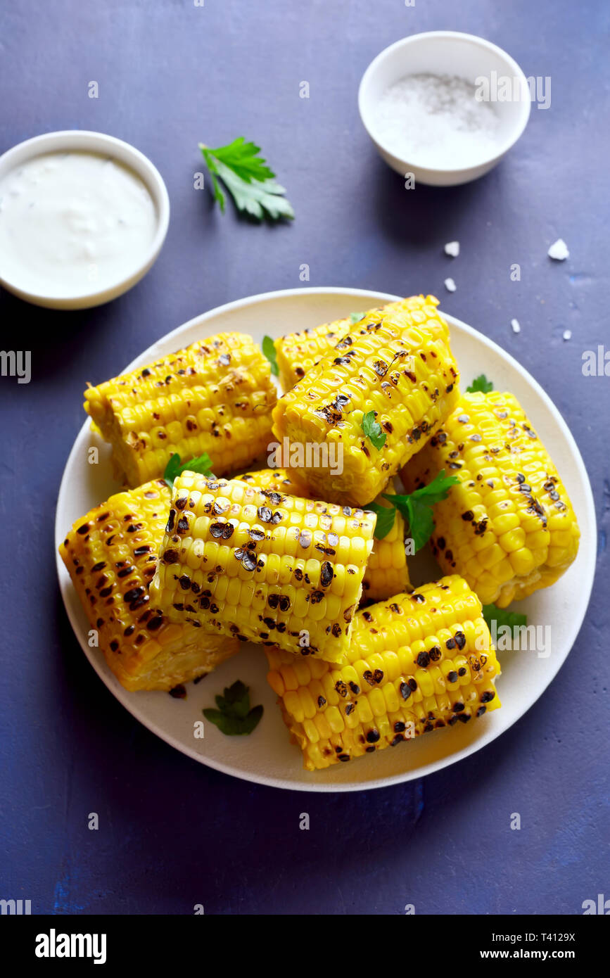 Corn on plate hi-res stock photography and images - Alamy