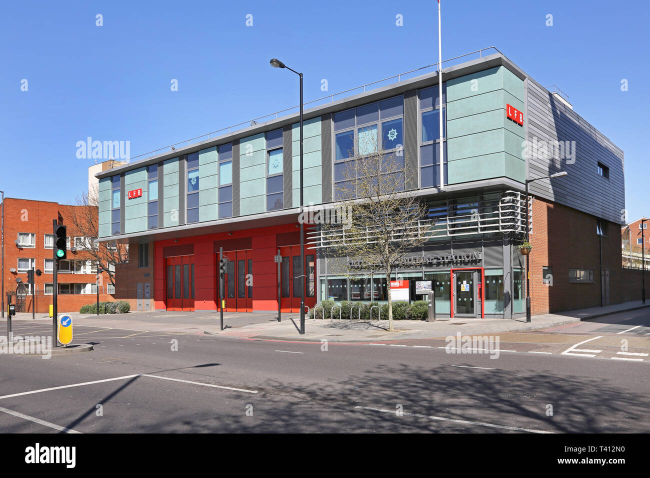 New London Fire Brigade Fire Station on the Old Kent Road, Southwark ...